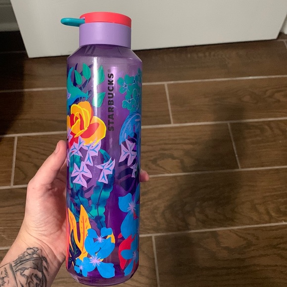 Starbucks | Dining | Starbucks Water Bottle | Poshmark